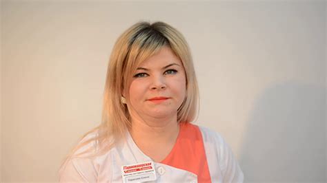 Елена Тарасова приглашает мастеров в сеть парикмахерских «Самая Самая