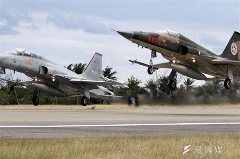 空軍「天龍演習」登場！各型戰機進駐花蓮 司令張哲平要求演訓安全第一 風傳媒