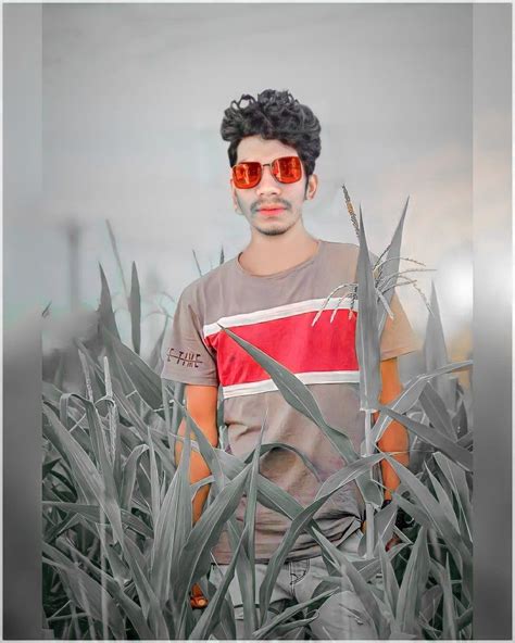 Pin By Mukesh Raj King On Mukesh Photo Graphy Rayban Wayfarer Mens