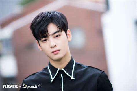 Eunwoo Wallpapers Top Free Eunwoo Backgrounds Wallpaperaccess