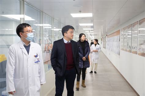 目标：建设世界一流眼科！中山大学中山眼科中心林浩添院长一行来访交流 医院新闻