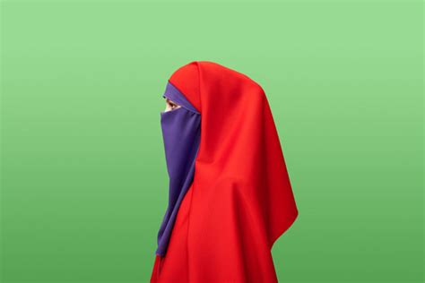 Sri Lanka Bans Face Covering After Attacks News Region Emirates247
