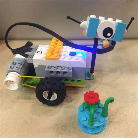 Wedo Robot 64 Elementos Play Jigsaw Puzzle Gratis En Puzzle Factory