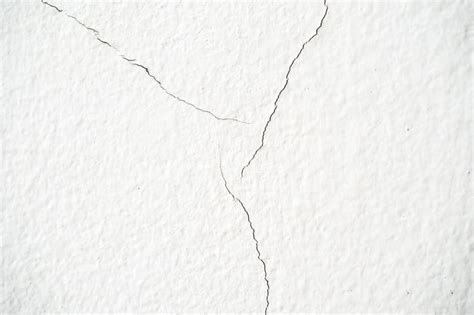 Why Wall Cracks Keep Reappearing And How A Plasterer Can Fix Them