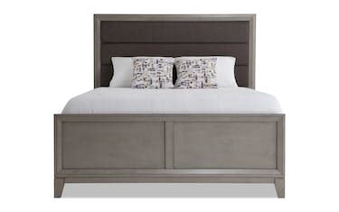 Tremont 4 Piece Queen Gray Panel Bedroom Set With Chesser Bob S