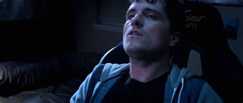 Picture Of Josh Hutcherson In Future Man Josh Hutcherson 1510985541
