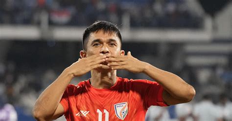 Sunil Chhetri `இனி ஒவ்வொரு நாளும் வருந்துவேன் ஓய்வு குறித்து சுனில் சேத்ரி உருக்கம் Sunil