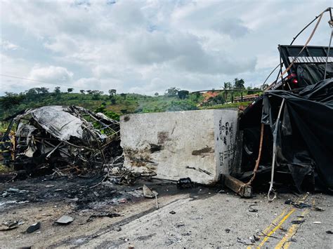 Mais Três Vítimas Do Acidente Na Br 116 Em Teófilo Otoni São