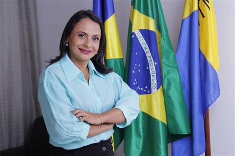 EleiÇÕes 2024 Profª Raquel Anuncia Pré Candidatura A Vereadora Em
