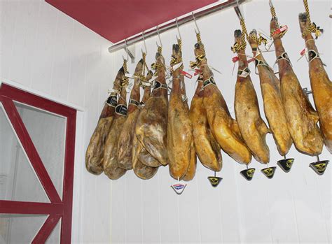 Así Es El Proceso De Curación Del Jamón Ibérico Jamon Every Body
