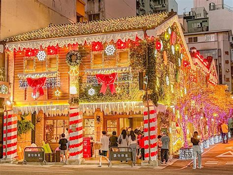 台中燒肉耶誕村童話薑餅屋吸睛登場美拍兼吃燒肉行程好愜意離火車站超近搭車也能到多個願望一次滿足快收口袋清單 好想去喔