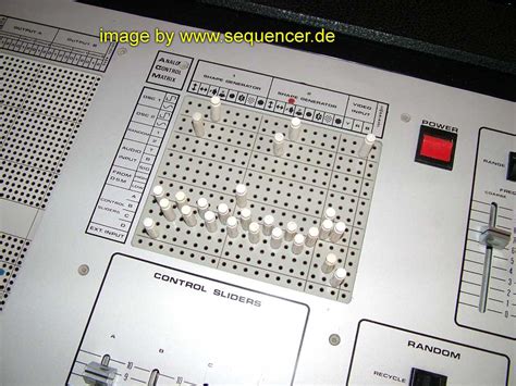 Synthesizer Image Gallery Moogulatorium EMS VCS3 The Putney Modular Synthesizer