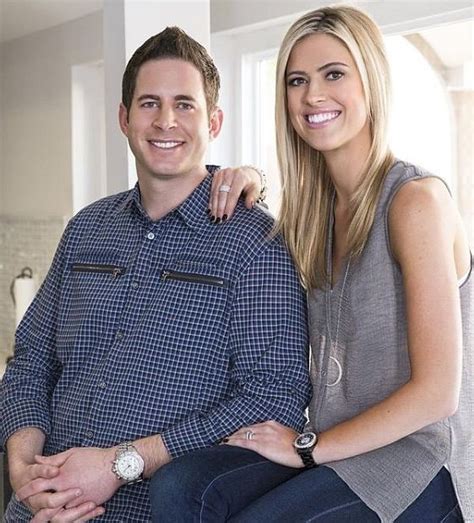Hgtv Christina El Moussa In Miranda Frye Crescent Necklace For Flip Or