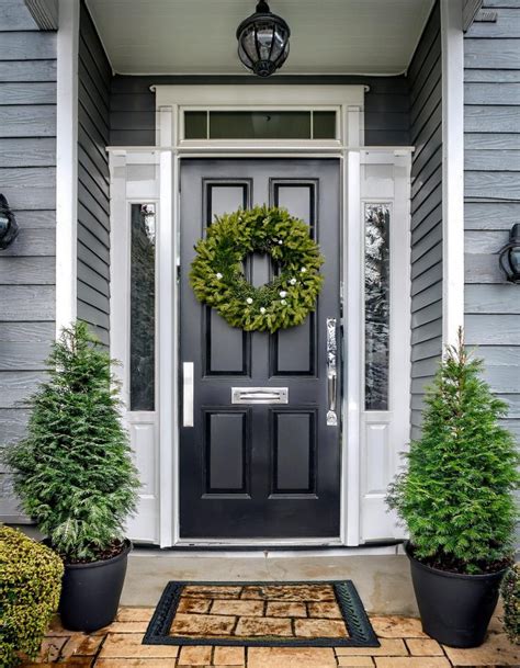 10 Festive Style Winter Door Wreath Design Yours Crafts
