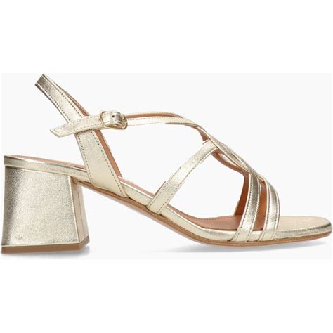 Lara May Sandali Stileo It