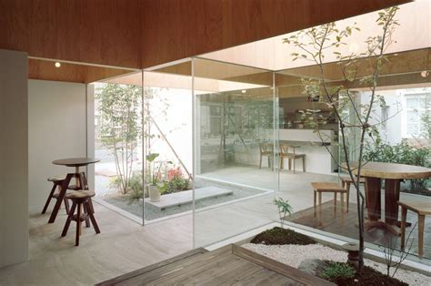 Japanese Glass Room 73 Photo