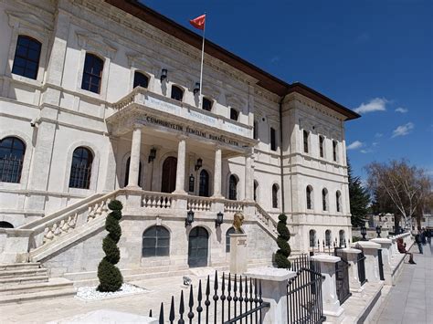 Tarihi Kongre Binası Sivas Biliyor