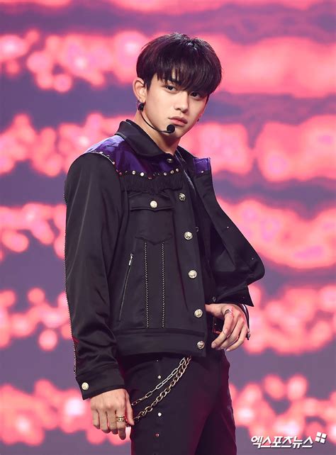 Nct 루카스 中 여성 폭로에 양다리 의혹前 여친 피해자 없길 엑s 이슈 나무뉴스