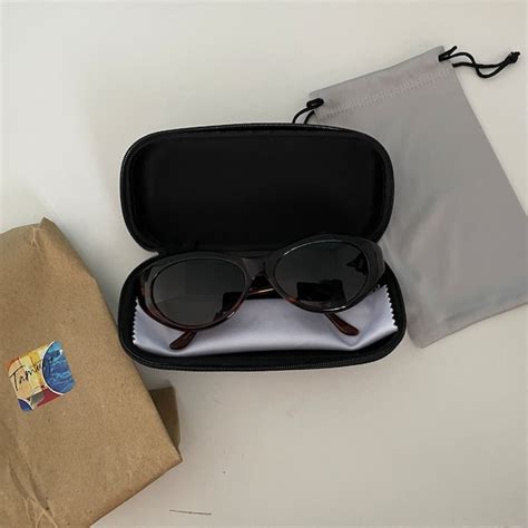 Rectangular Small Rimless Sunglasses Man Woman Silver Black Metal Frame