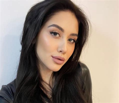 Tanya Bahtina Biography 33 Photos Age Height Real Name Instagram