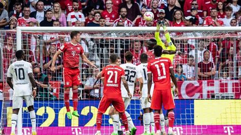 Tonton Kerja Gila Yann Sommer Selamatkan 19 Percubaan Tepat Bayern