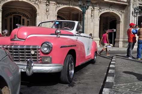 무료 이미지 쿠바 골동품 자동차 중형차 차량 빈티지 자동차 자동차 디자인 권위 있는 클래식 자동차 자동차 외장