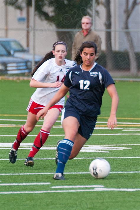 Girls Soccer Mayfield Vs Alverno Kennedy Dinius 14 M Flickr