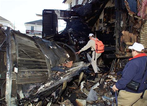 American Airlines Flight 587