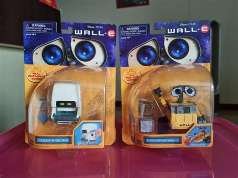 Wall E Cube N Stack M O Clean N Go Still Sealed Free Canvas Art