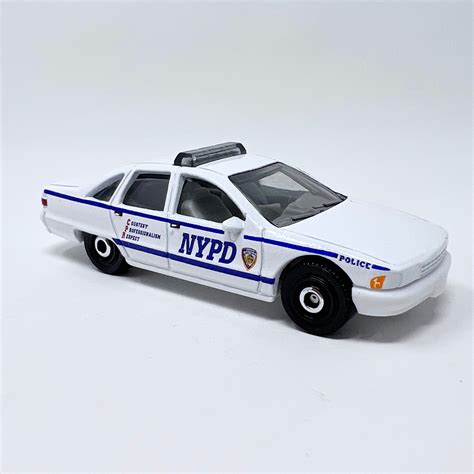 Matchbox White Nypd Chevy Caprice Classic Police Vehicle Ph