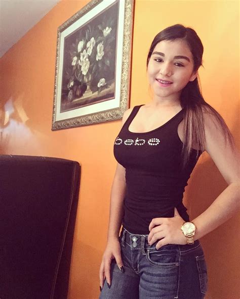 Mini Pack De Jaqueline Hernandez Linda Flaquita Tetona Enseñando Su Vagina Afeitada