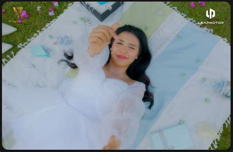 “အသည်းကွဲရက်ရာဇာ” ဝိုင်းစုခိုင်သိန်း Official Music Video 💔💔💔 “အသည်းကွဲရက်ရာဇာ” Official