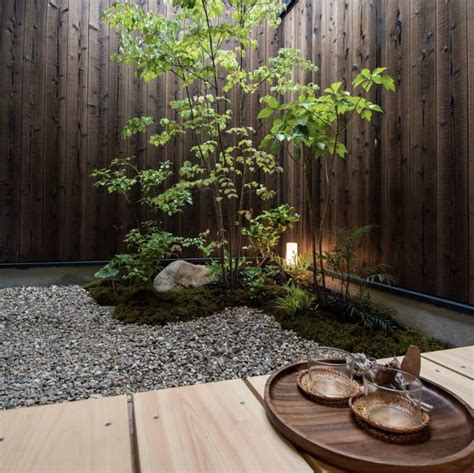 Rustic Garden Table With Tree