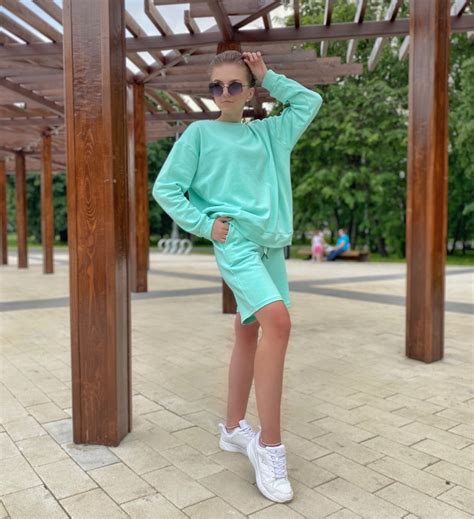 Мятный спортивный костюм мужской (38 фото) - картинки и фото fashionhot ...