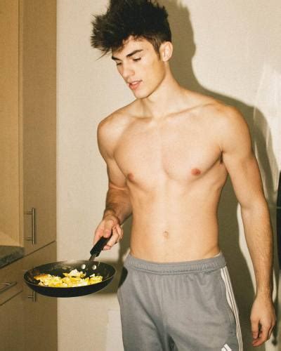 Zach Cox Zachhcox Tumbex