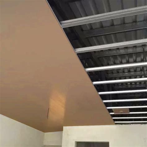 Cielorraso PVC Machimbre 10mm Espesor 20 Cm Ancho Fresno 6m