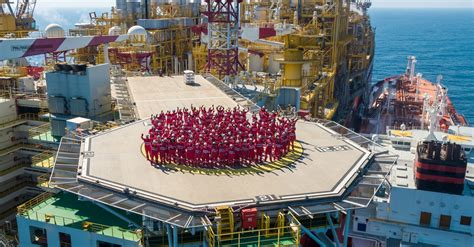 Prelude Flng Facility Ships First Lng Cargo Inpex