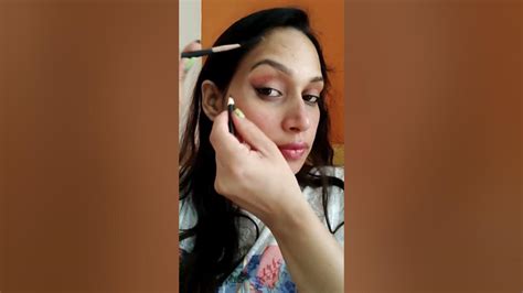 Priyanka Chopra Eyebrow Hack 💗😱 Priyankachopra Makeup Shorts