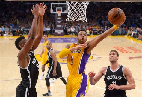 Lakers Luke Walton Believes Dangelo Russell Capable Of Averaging 20