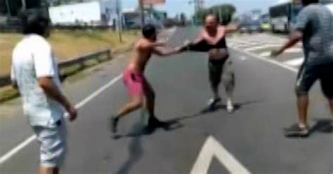 Locura En Panamericana Un Conductor Arrastró A Un Camionero Por La