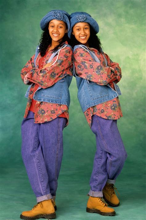 Sister Sister 1993 Tia And Tamera Mowry Sister Outfits Fashion