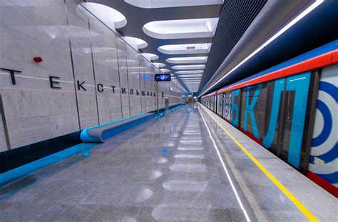 Moscow Metro Gets A Big Circle Line Photos Russia Beyond