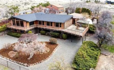 Así Es La Lujosa Casa De Yahritza Y Su Esencia Filtran Fotos