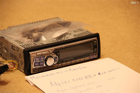Alpine CDA-9812RB + новый шнур аукс Alpine KCA-235B