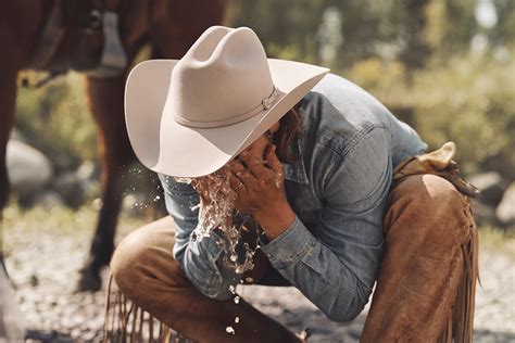 Real Men Groom The New Face Of Stetson Scent Beauty