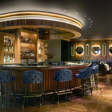 Crown Block Dallas A Michelin Guide Restaurant