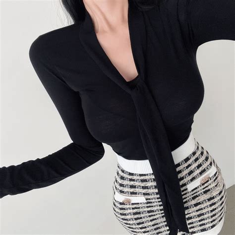 당일신상 할인 긴ver 국내생산 슬림 쫀쫀 글램 타이 긴소매 티셔츠 스트랩 리본 베이직 기본 이너티 스판 섹시룩 글램룩 하객룩 오피스룩 데이트룩 간절기 4color 에이블리