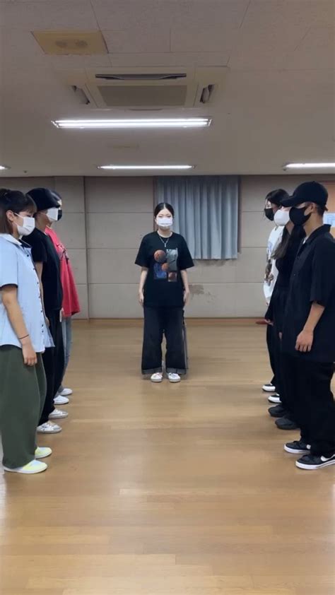 Netflix Korea｜넷플릭스 코리아 On Twitter 이준호 씨 당신은 폭스입니까 당신이라면 사내연애오케이 이상한변호사우영우