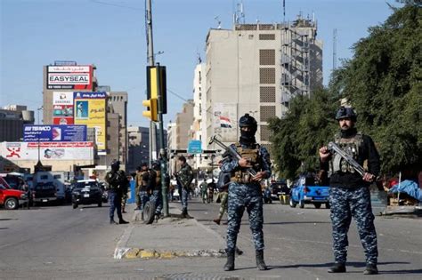 مقتل شخص وإصابة 3 في إطلاق نار على متظاهرين في كركوك وفرض حظر التجول