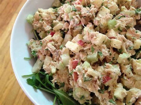 Ensalada de codito con atún y manzana de Kcal Receta fácil en la app Avena